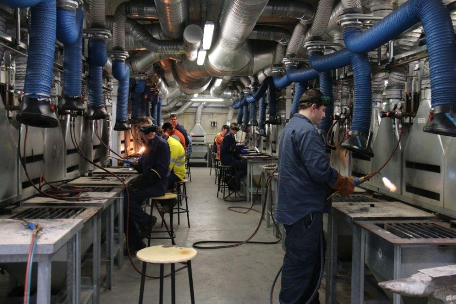 Australian manufacturing starts year by returning to growth ...